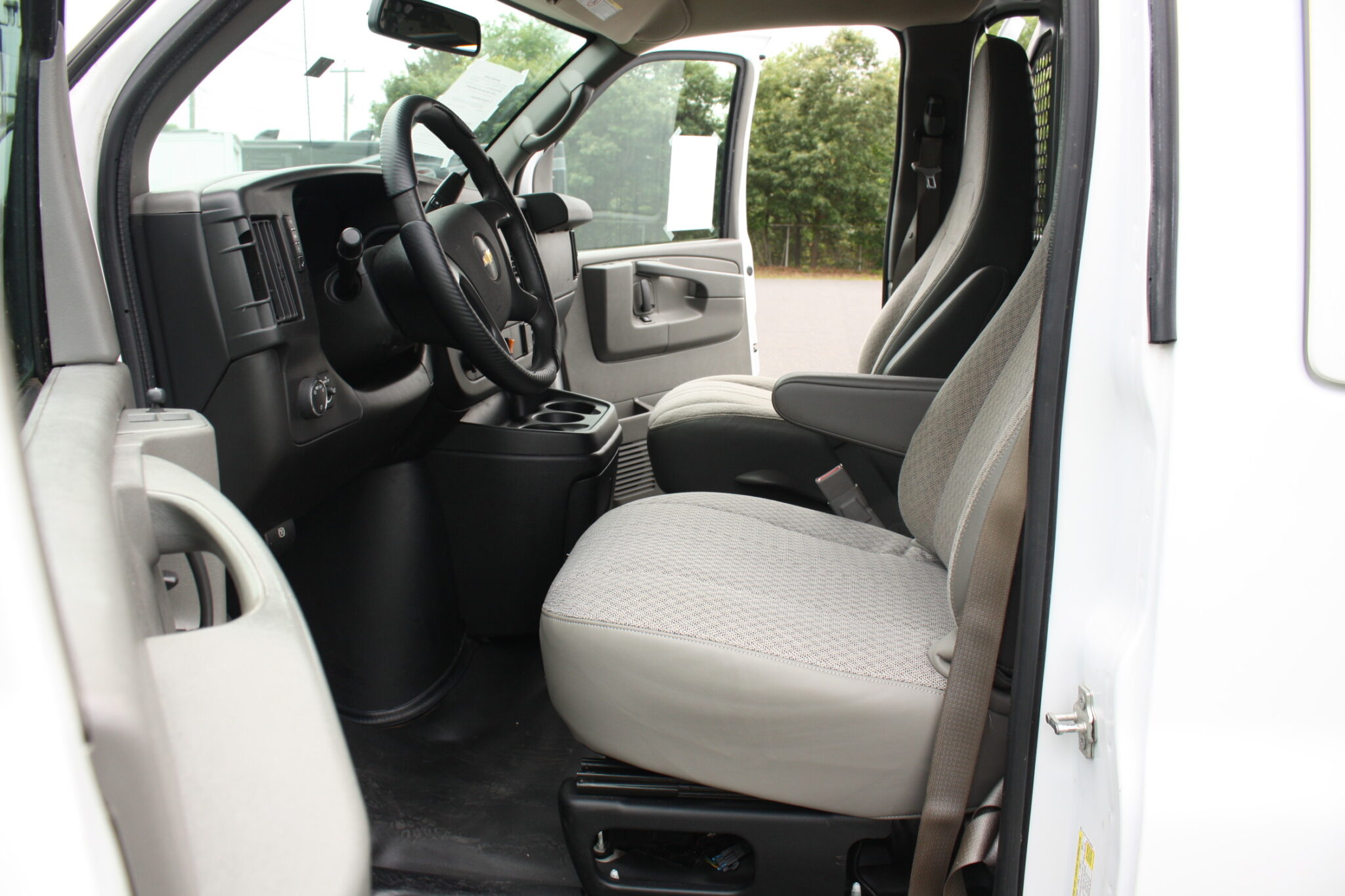 2015 CHEVROLET EXPRESS 3500 CARGO VAN WITH ACCESS PACKAGE - Russell's ...